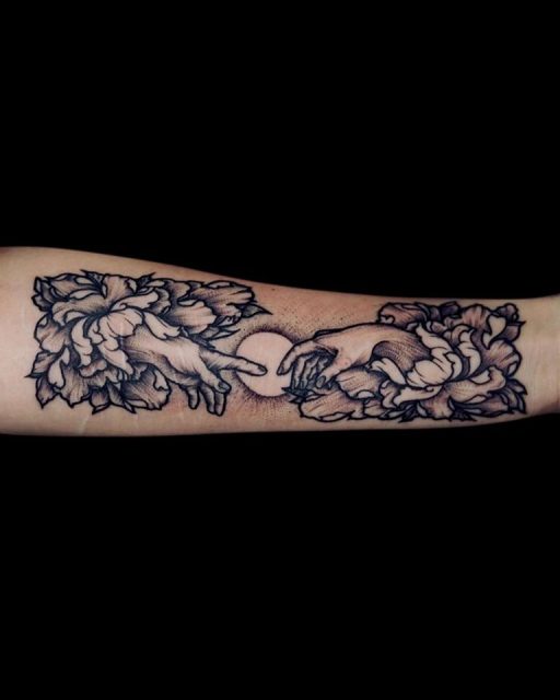 Strega Apothecary and Tattoo | TattooMenu